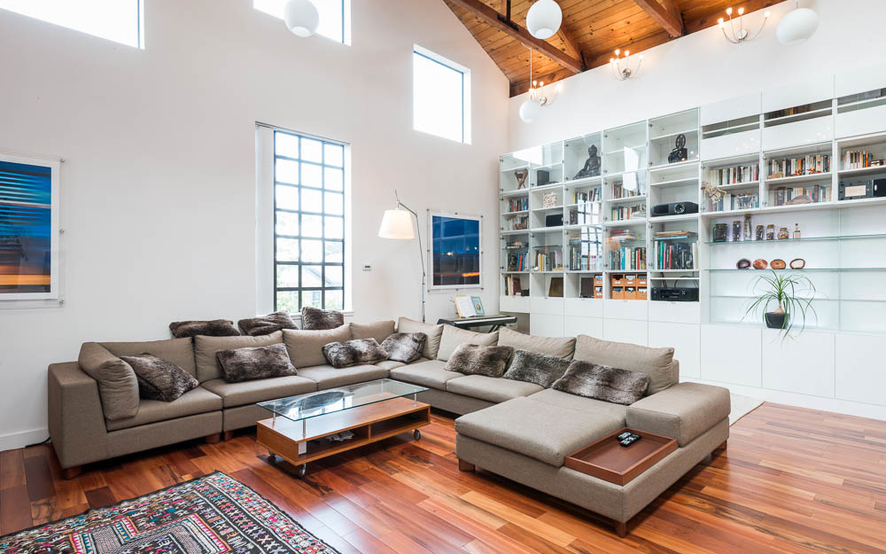 Stunning ultra modern huge loft, Oakland | Off-Site | Peerspace